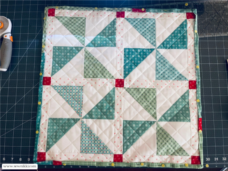 Pinwheel Quilt Pattern - Jolly Table Topper - Sew Nikki
