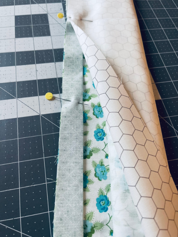 How to Sew Pillowcase with a Flap in 15 Minutes - Sew Nikki