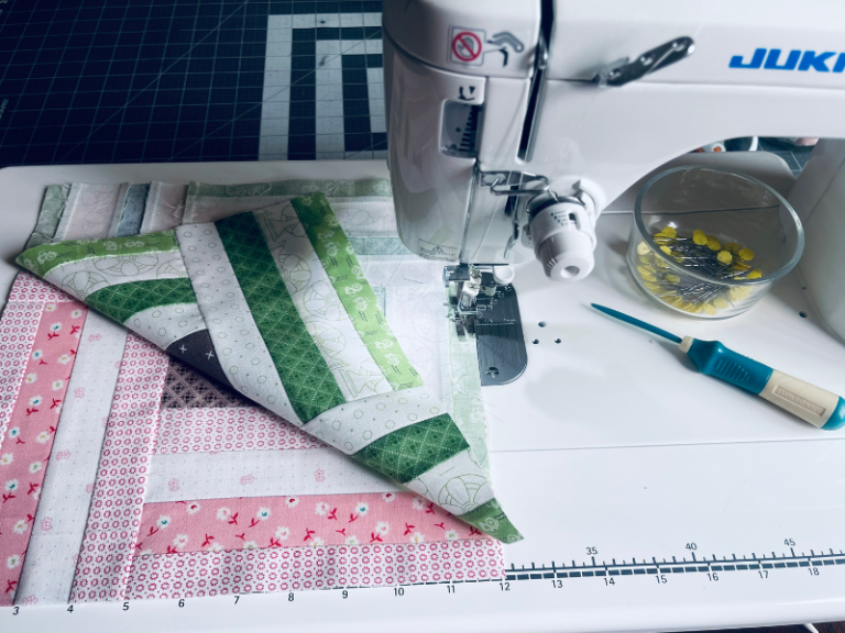 How to Sew Quilt Squares Together | Quilting Tutorial - Sew Nikki