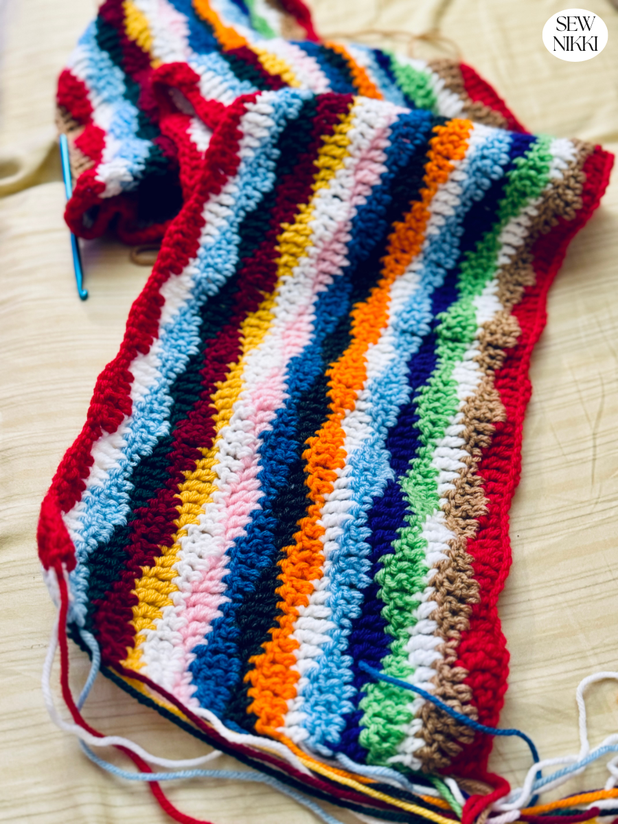Multi Color Yarn Crochet Pattern - Retro Waves Blanket - Sew Nikki