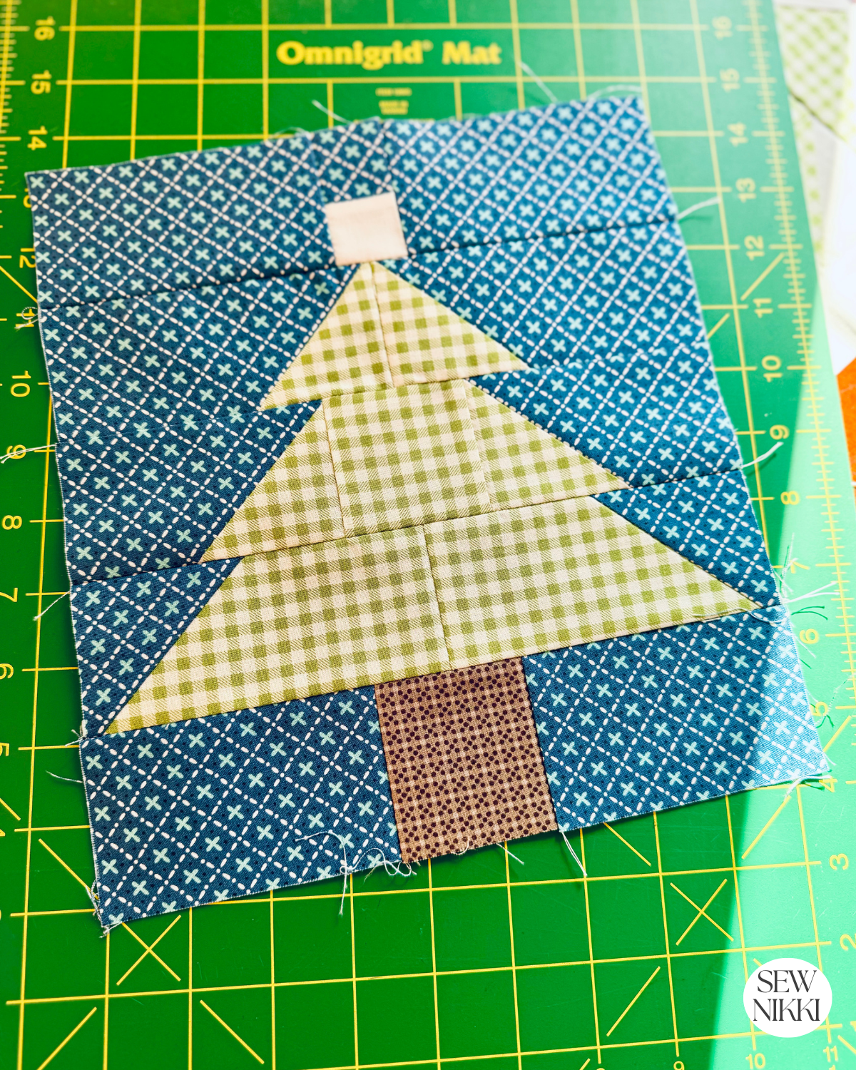 Modern Christmas Tree Quilt Block Pattern - Sew Nikki