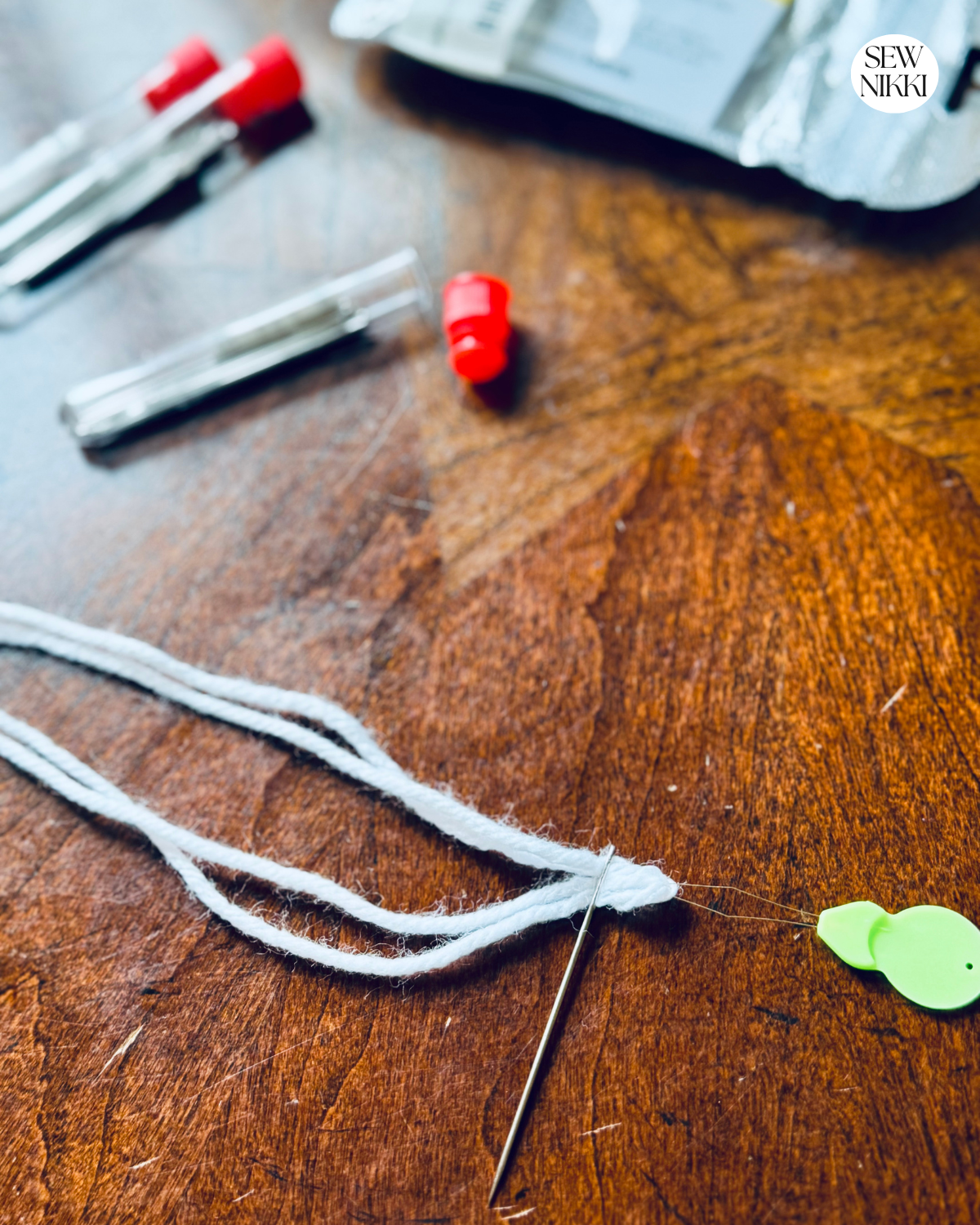 How to Tie a Quilt by Hand with Yarn (5 Easy Steps) - Sew Nikki