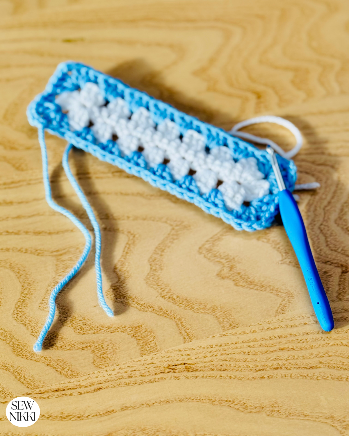 Granny Rectangle Crochet Pattern - Sew Nikki